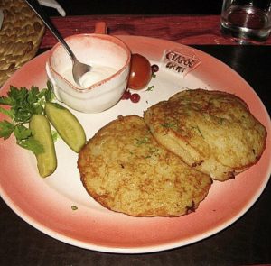 I Draniki ed i Kolduni (Frittelle di Patate e Cipolle) - Top Ricette